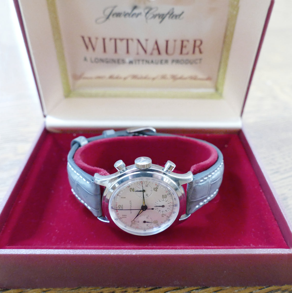 Wittnauer Valjoux 72 Vintage Chronograph Ref 800 – Timeplex